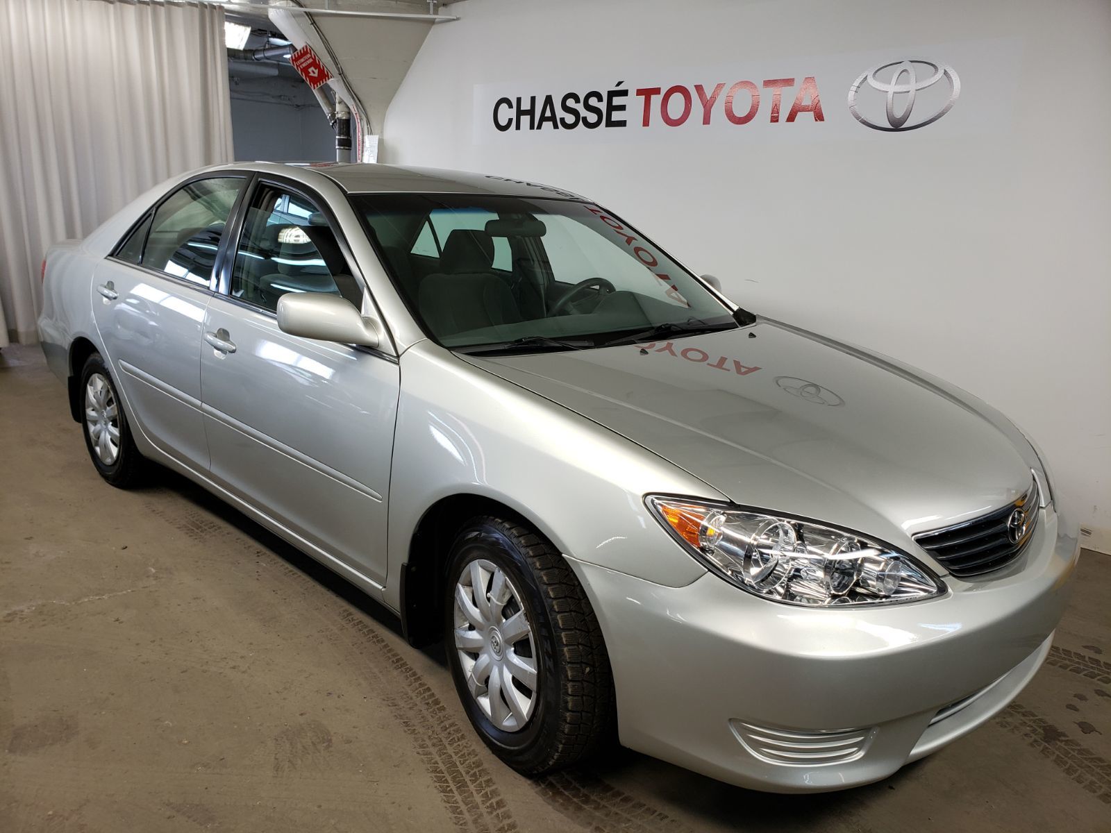 Toyota Camry LE 2006 usagé à vendre à Montréal - 6490.0$ | Chassé Toyota