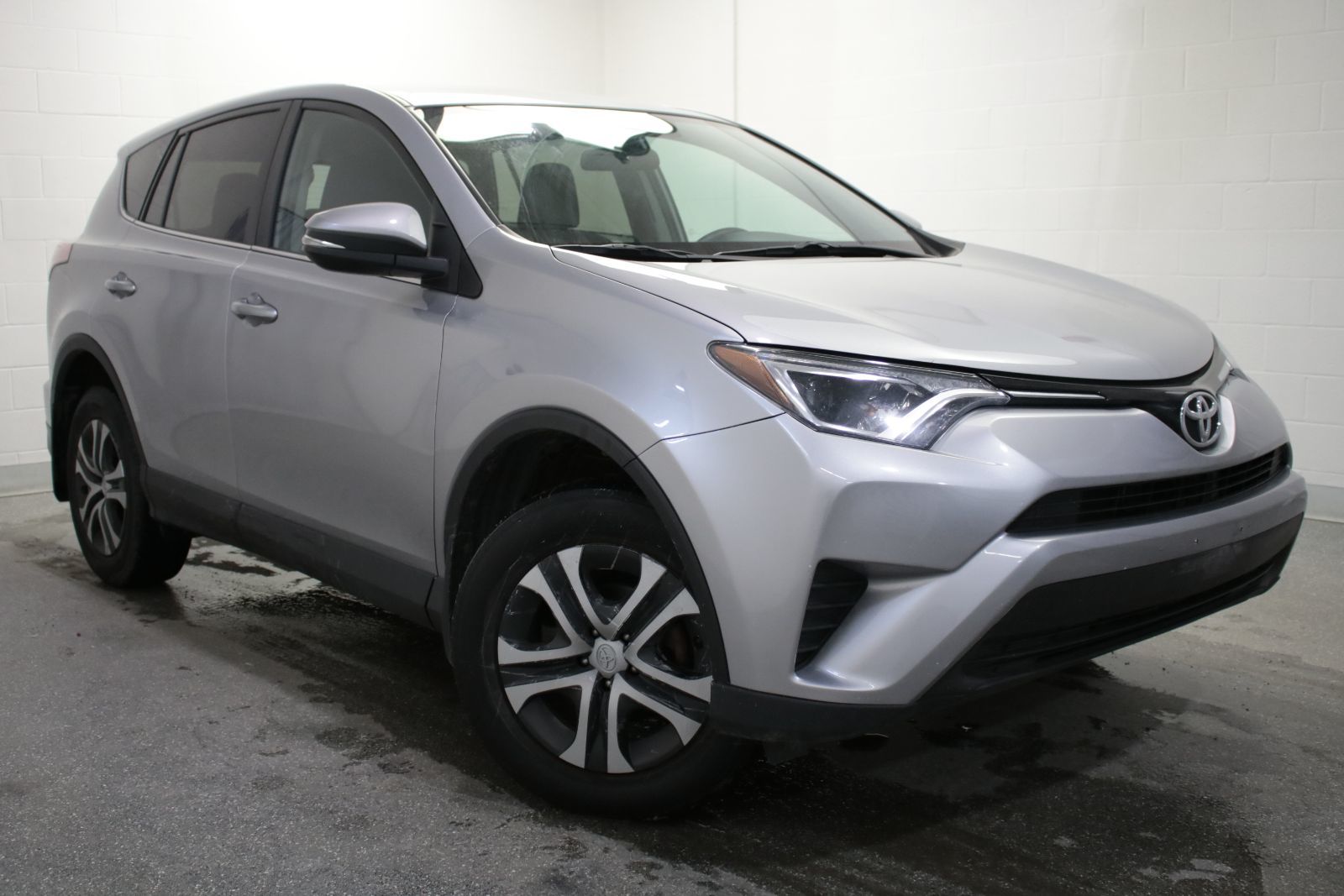 Toyota RAV4 LE+AWD+BLUETOOTH+MAGS 2016 Gris 92 410 KM - 16980.0 ...