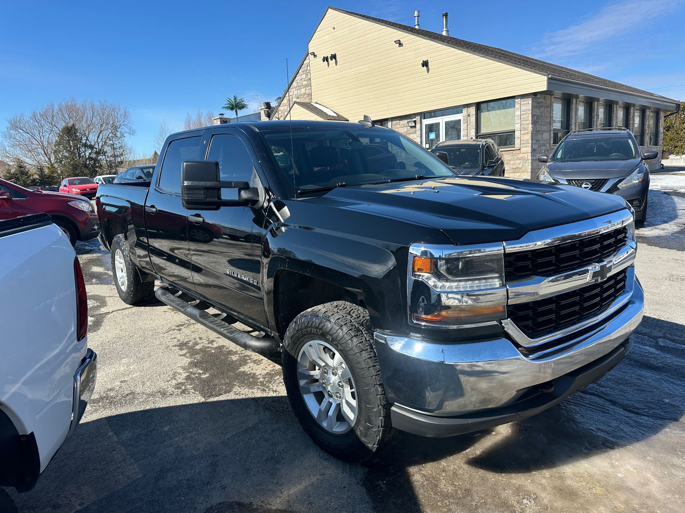 Chevrolet Silverado 1500 2018 | #{stock} | Automobiles Desjardins à Québec