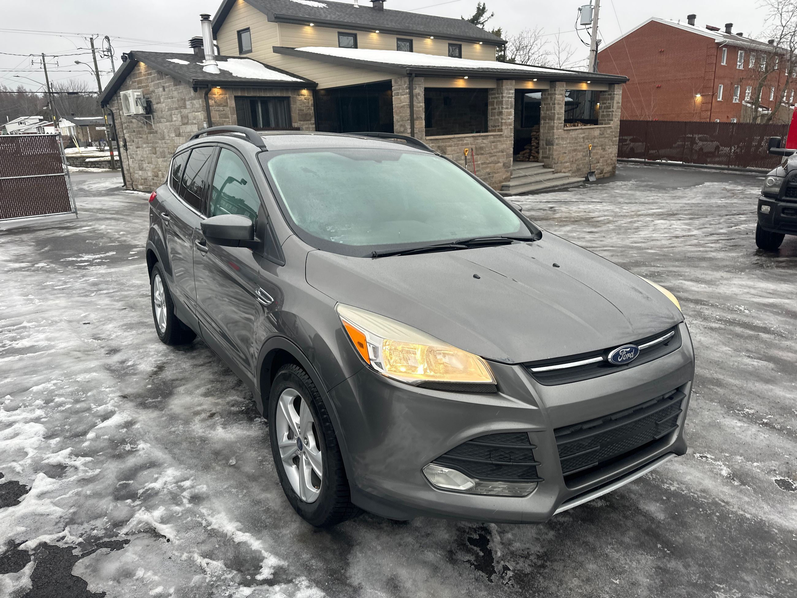 Ford Escape SE 2014 | #{stock} | Automobiles Desjardins à Québec