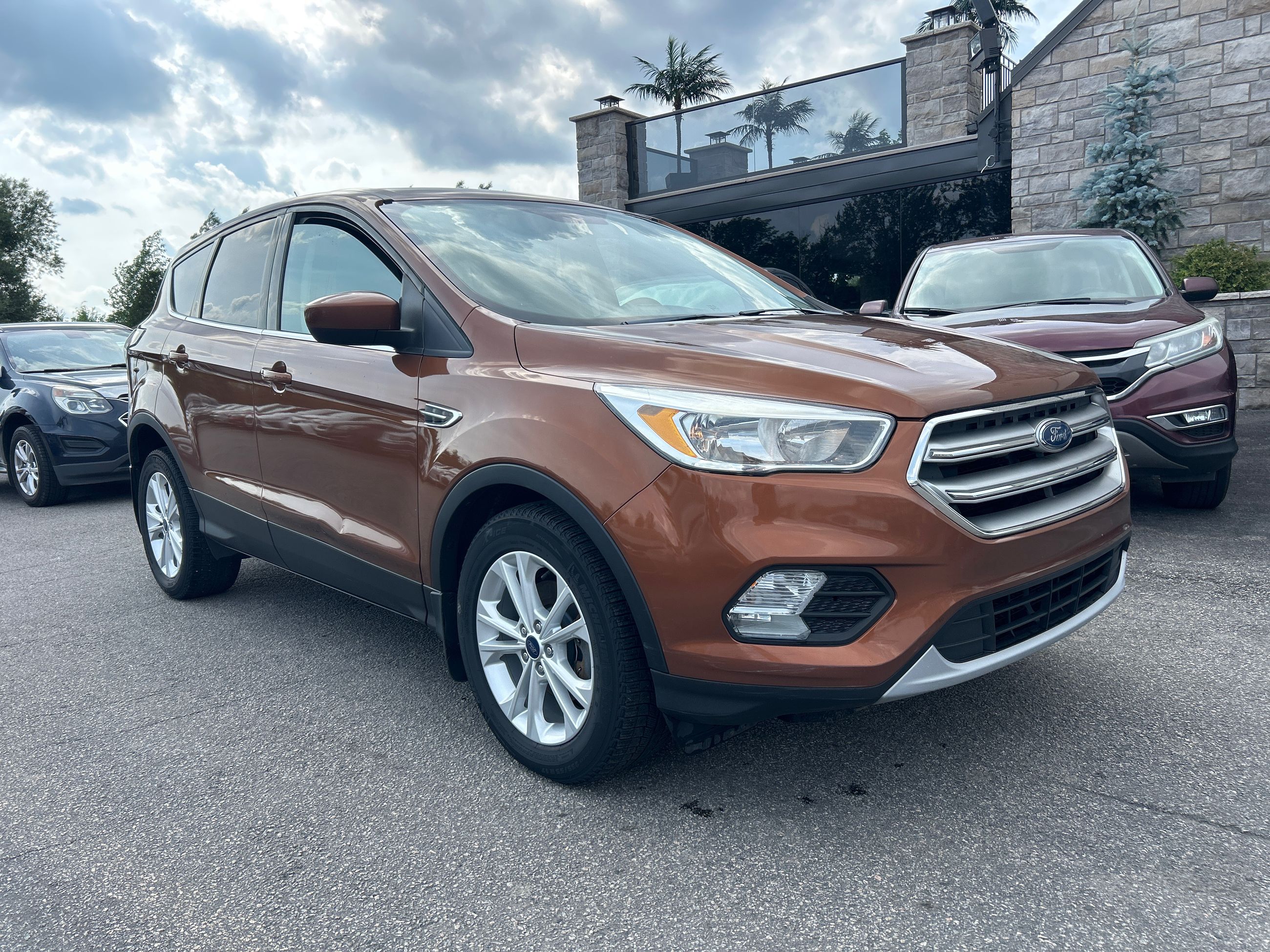 Ford Escape SE 2017 | #{stock} | Automobiles Desjardins à Québec