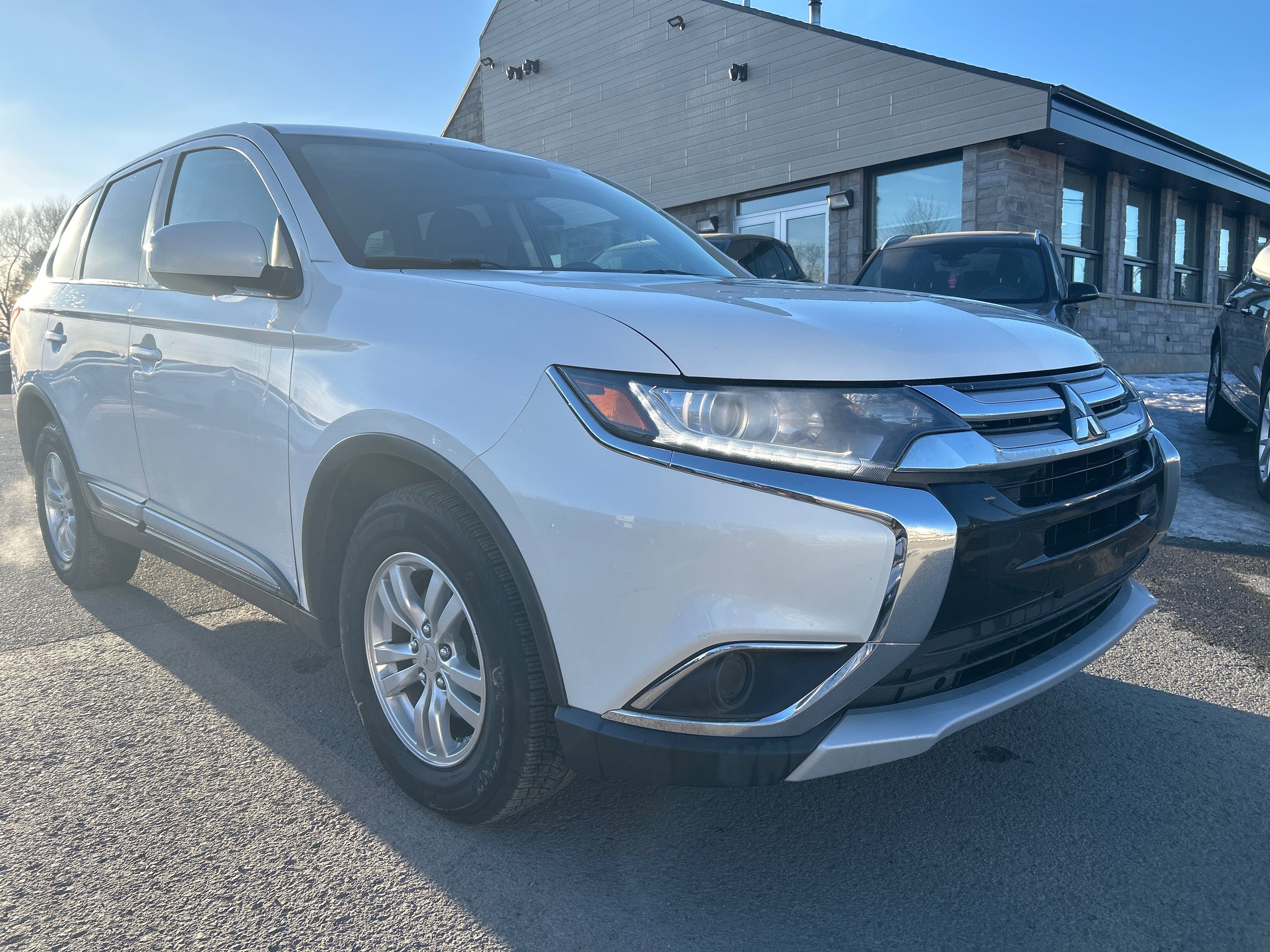 Mitsubishi Outlander ES 2016 | #{stock} | Automobiles Desjardins à Québec