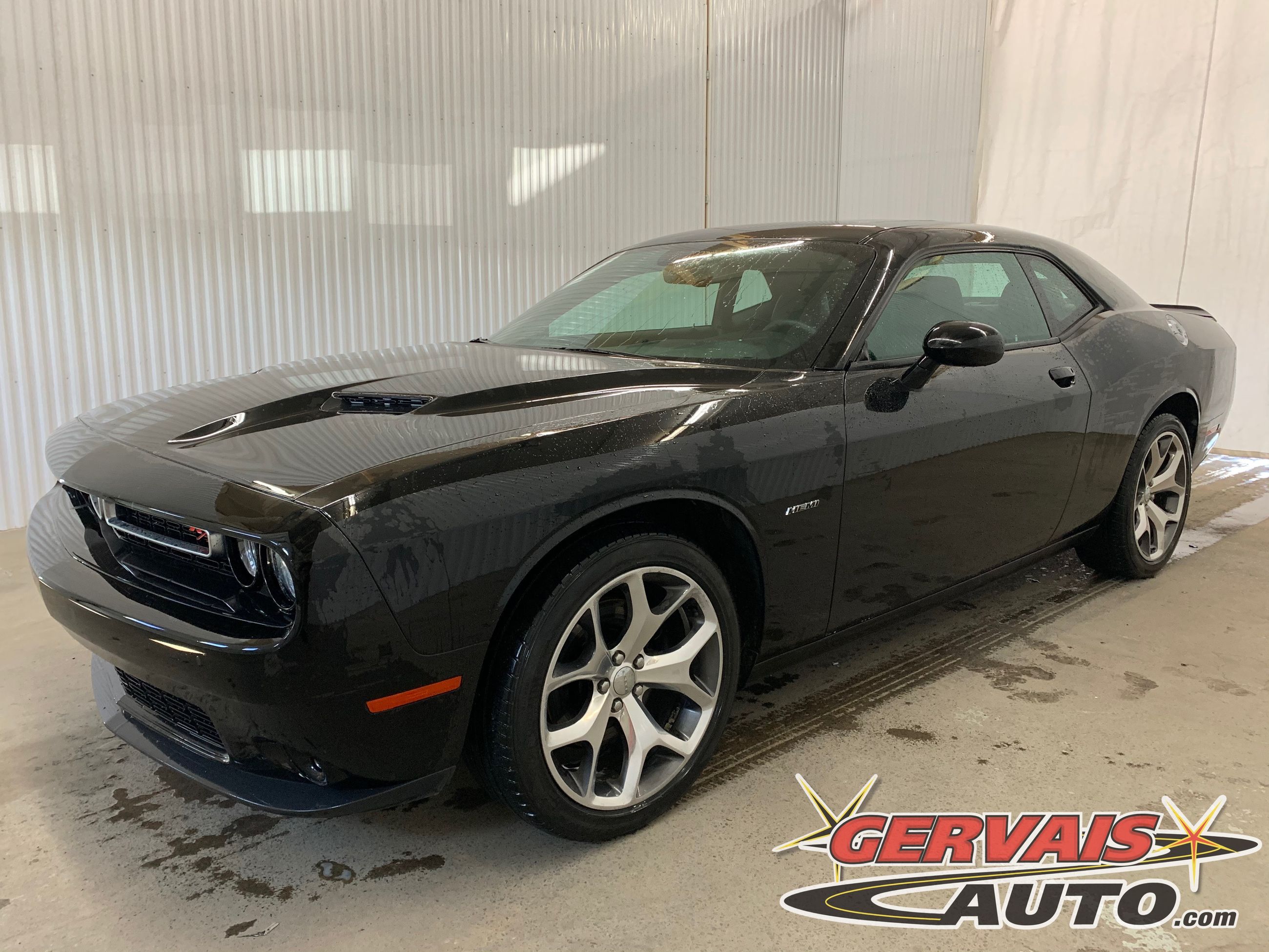 2016 Dodge Challenger R/T HEMI V8 Cuir Toit Ouvrant Mags d'occasion à ...