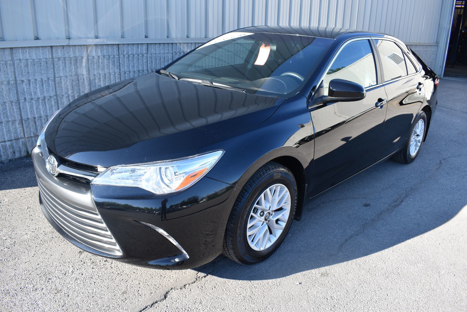 Toyota Camry LE MAGS AUTOMATIQUE 2017 usagé à vendre - 19395.0 ...