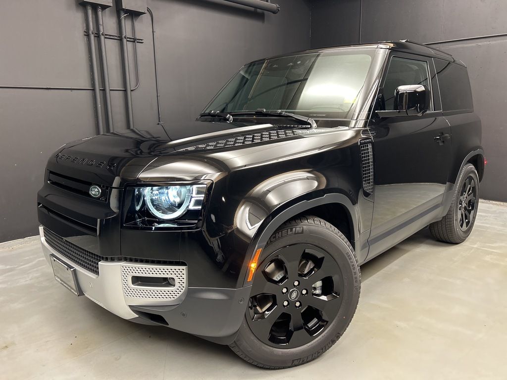 Jaguar Metro West in Toronto | 2024 Land Rover Defender 90 S #24LR355962