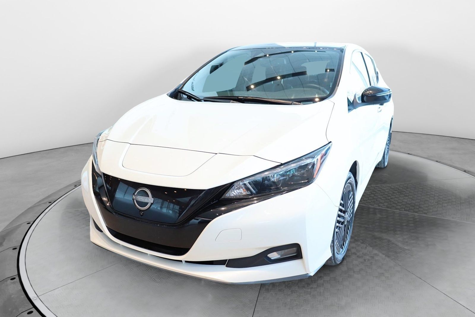 Arnold Chevrolet Buick GMC | Nissan LEAF SL PLUS 2023 #N6063A