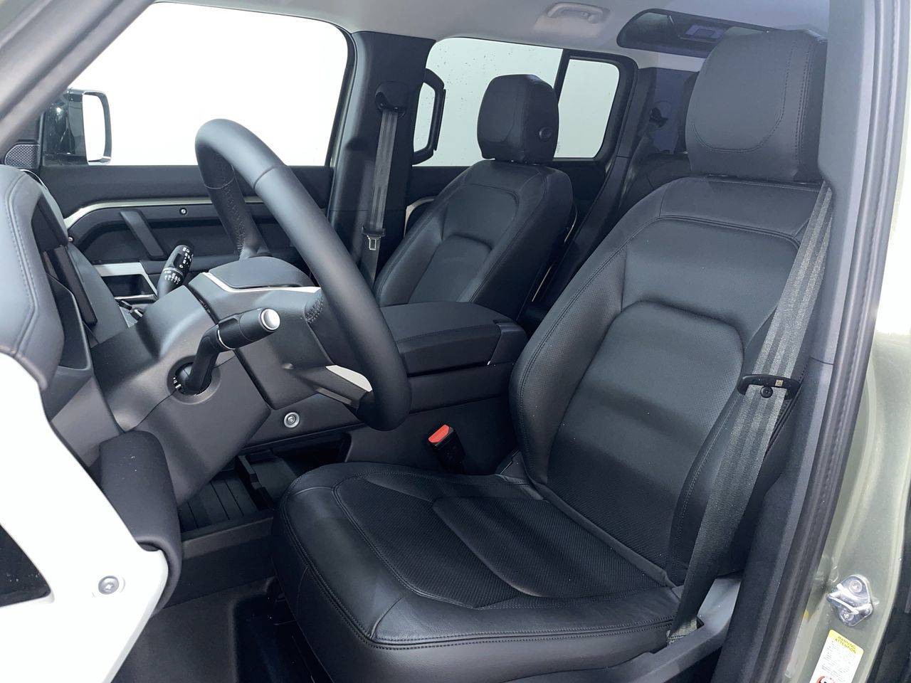 Land Rover Vancouver | 2024 Land Rover Defender 110 P300 S | #L24012