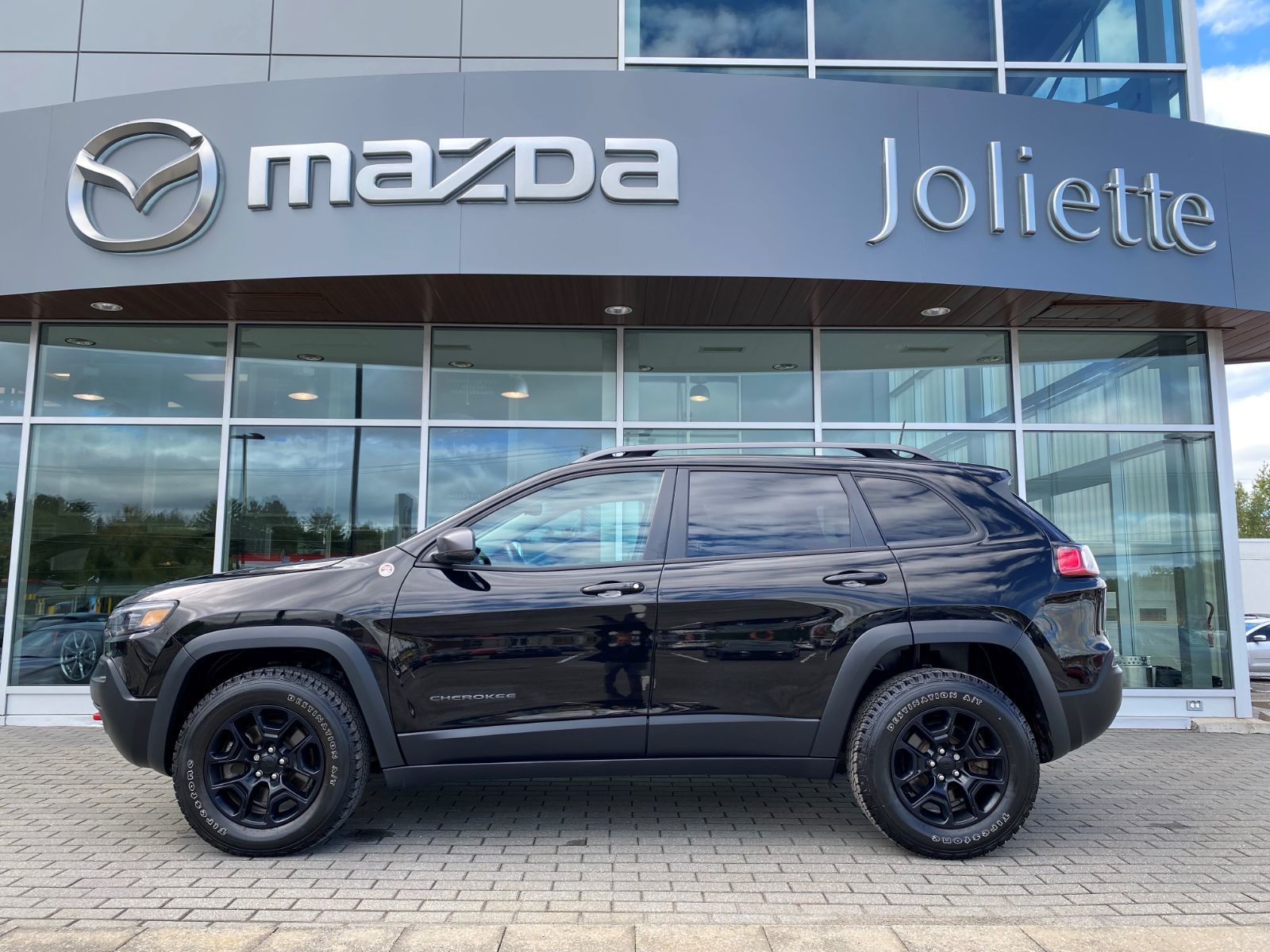 Mazda Joliette | Jeep Cherokee Trailhawk | 4X4 | V6 | CUIR | ALL BLACK ...