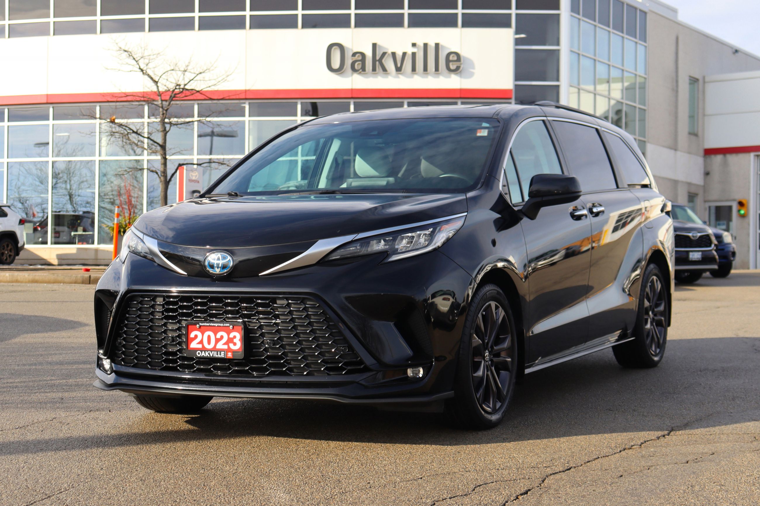 2023 Toyota Sienna XSE FWD Lease Trade-in Clean Carfax | 7-Pass ...