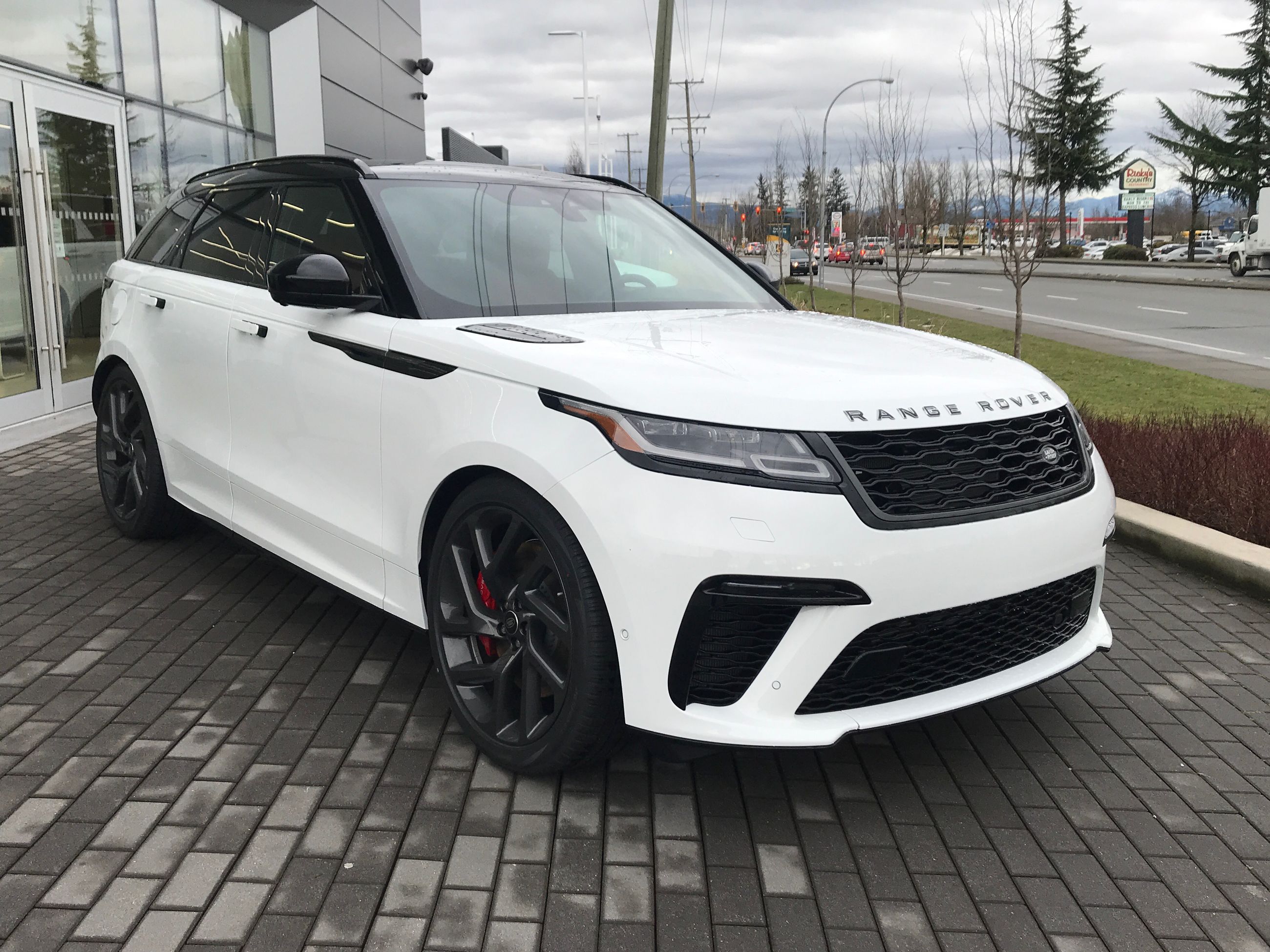 New 2020 Land Rover Range Rover Velar SV Autobiography Dynamic ...