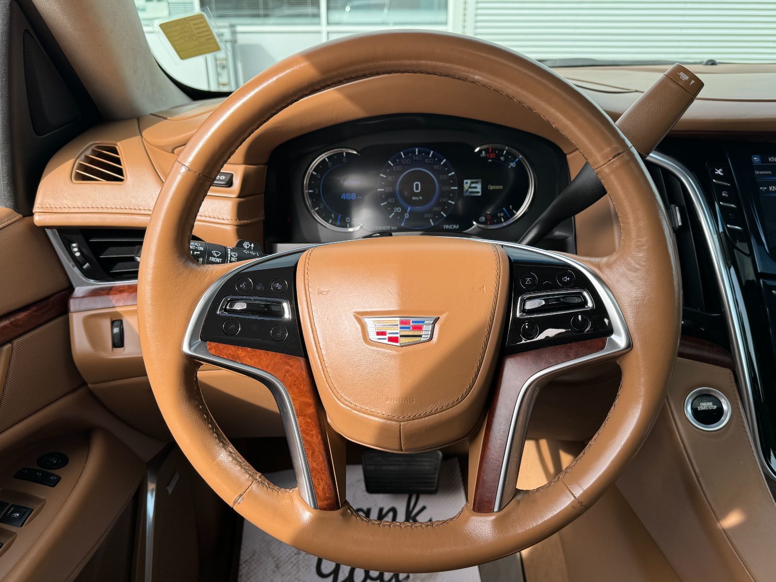 North Vancouver Nissan | 2016 Cadillac Escalade ESV Platinum