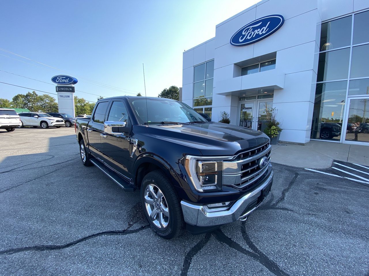 Ford F-150 LARIAT 2021 | #V652 | Trillium Ford Lincoln Ltd. à Alliston ...