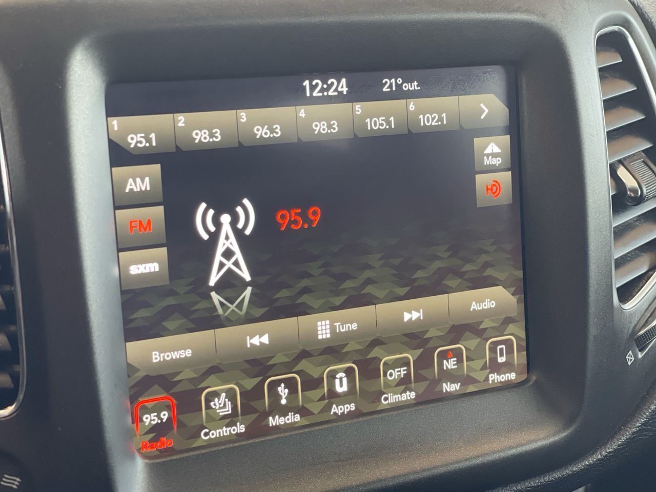 Regina Nissan | 2018 Jeep Compass 4x4 Trailhawk