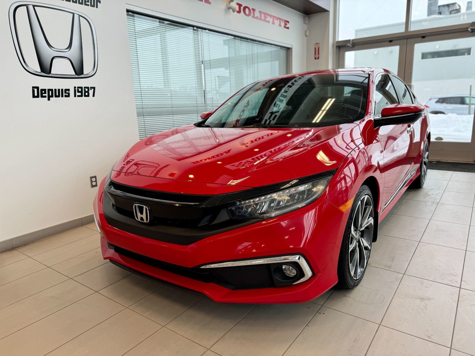 Honda Civic Sedan Touring 2019 | #6T182 | Villeneuve Honda Joliette à ...