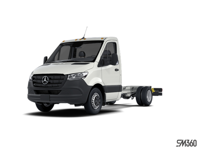 Mercedes-Benz Boundary | The 2025 Sprinter 4500 BASE
