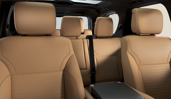 The 2026 Discovery DYNAMIC SE | Land Rover North Vancouver