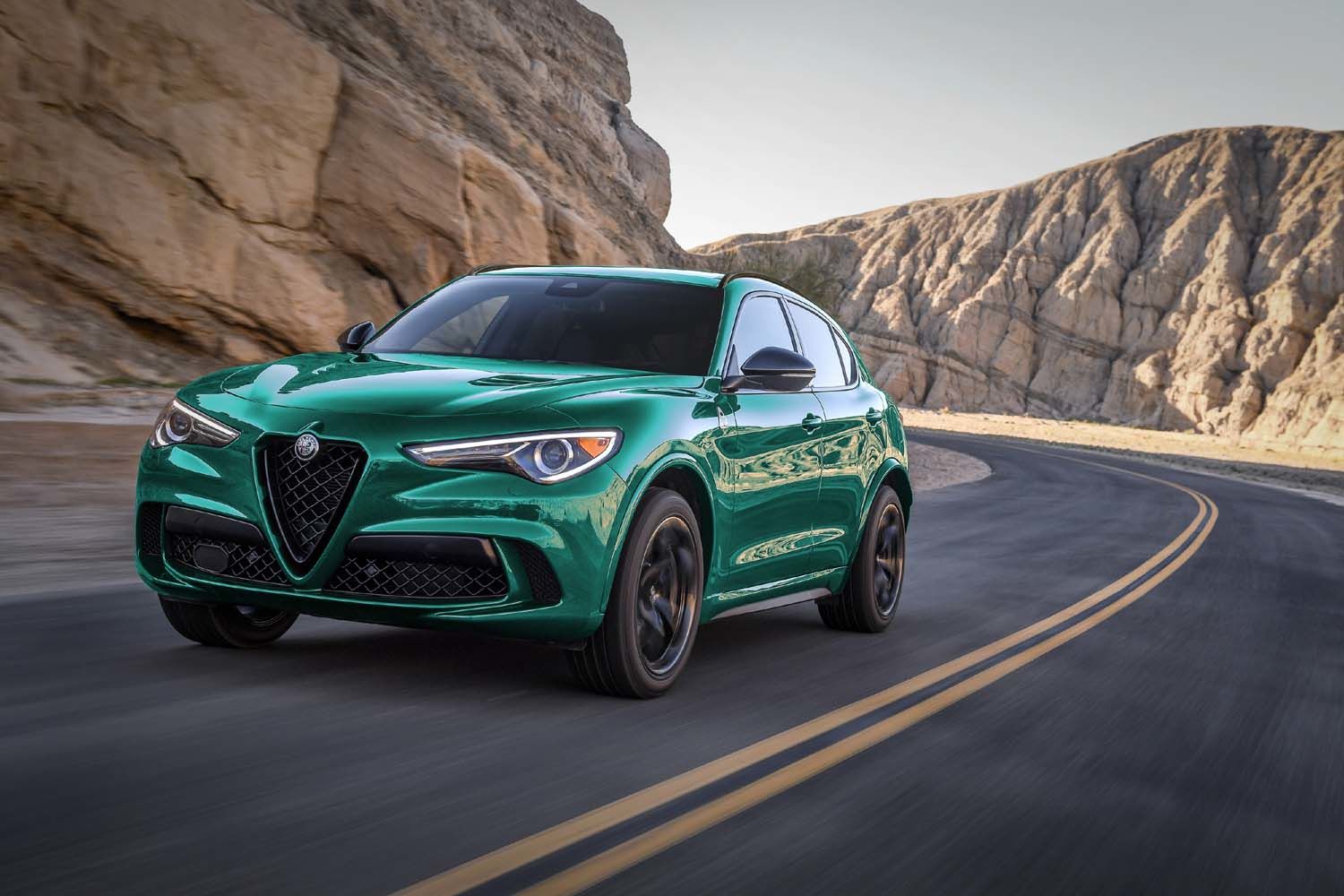 Alfa Romeo Stelvio 2023 | Scotti Alfa Romeo à Montréal, Québec