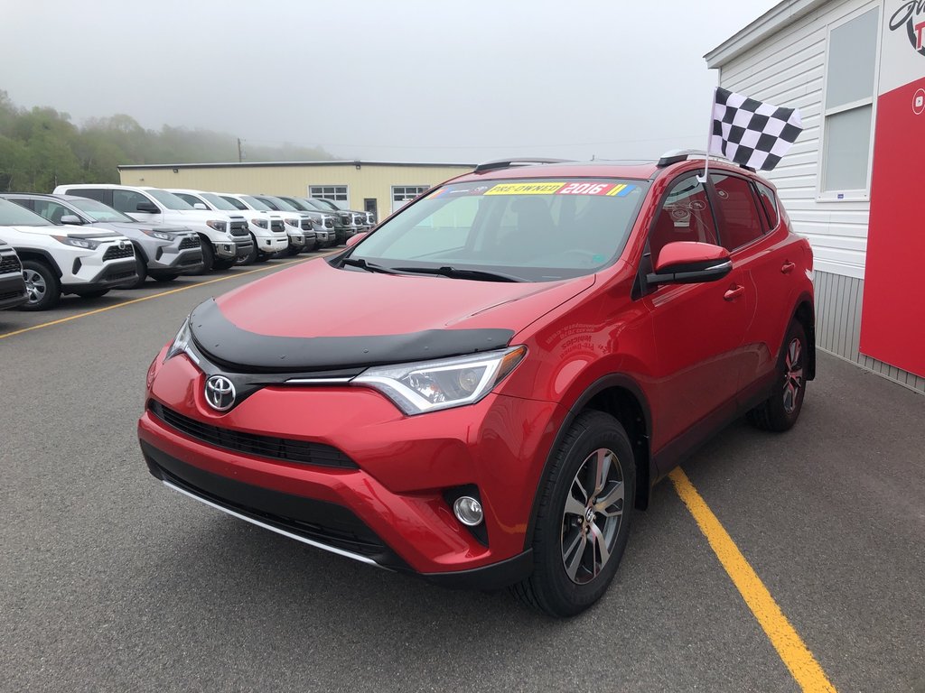 Saint John Toyota | 2016 Toyota RAV4 AWD 4dr XLE | #20635A