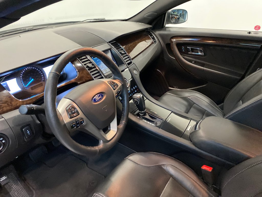 Triple Seven Chrysler | 2019 Ford Taurus AWD Limited Navigation ...