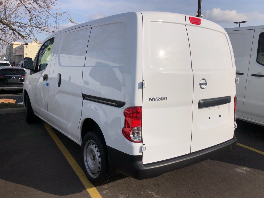 401 Dixie Nissan in Mississauga | 2020 Nissan NV200 Compact Cargo S