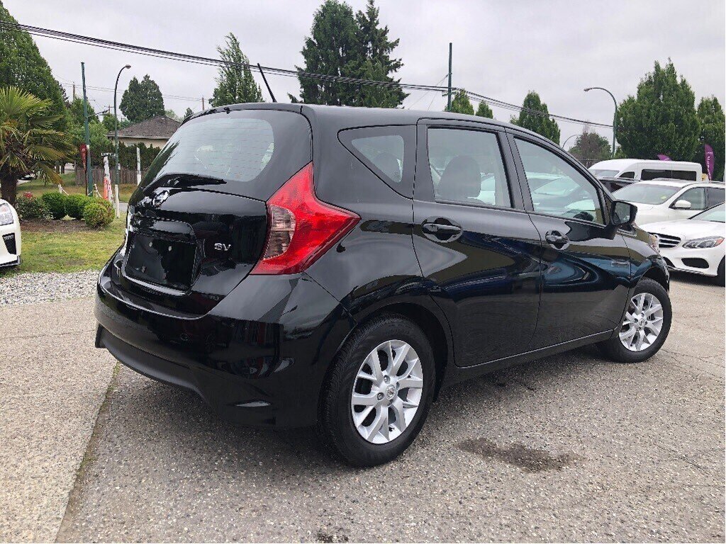 Southside Nissan | 2018 Nissan Versa Note Hatchback 1.6 SV CVT (2)