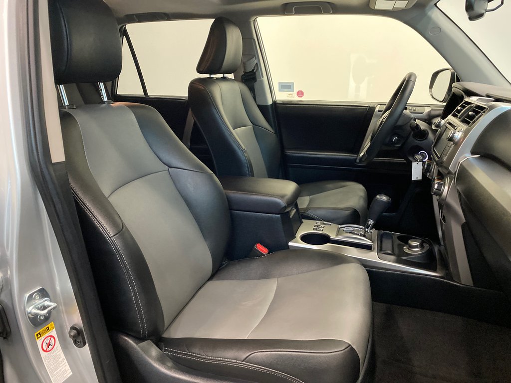 Regina Nissan | 2019 Toyota 4Runner SR5 Leather Interior,Rear View ...