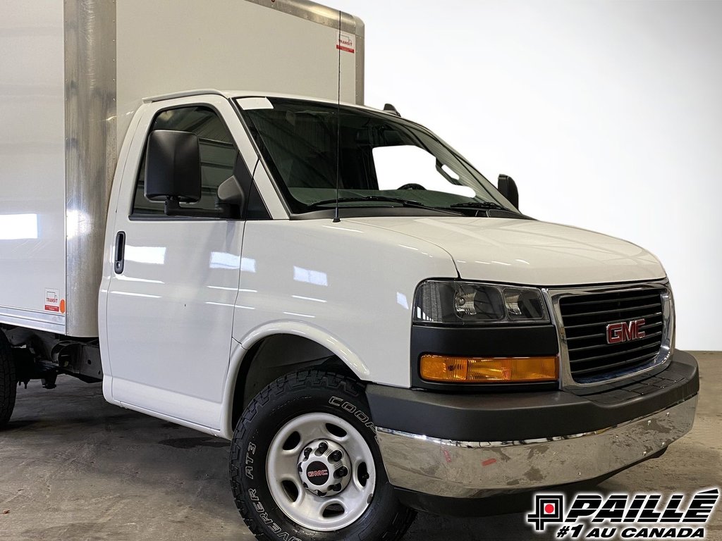 GM Paillé | GMC Savana Commercial Cutaway 2020 #{stock}