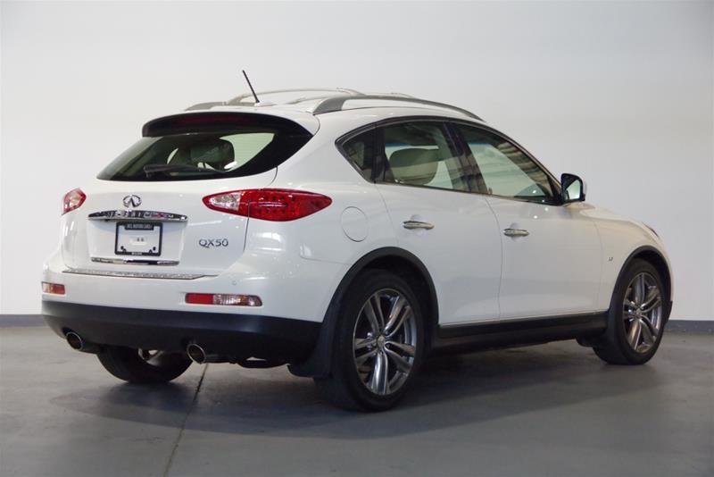 Aston Martin Vancouver | 2015 Infiniti QX50 Wagon | #US0211-1