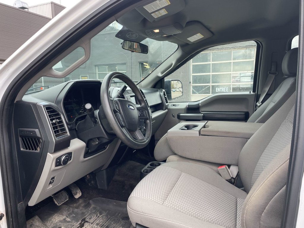 Ford F-150 XLT CREW 4X4 *V8 5.0L* GR REMORQ BLUETOOTH CAMÉRA 2018 #UF1851