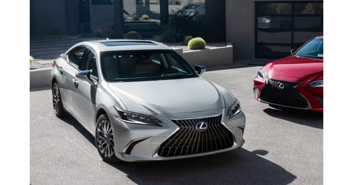 Lexus Laval | Lexus ES 300h 2025