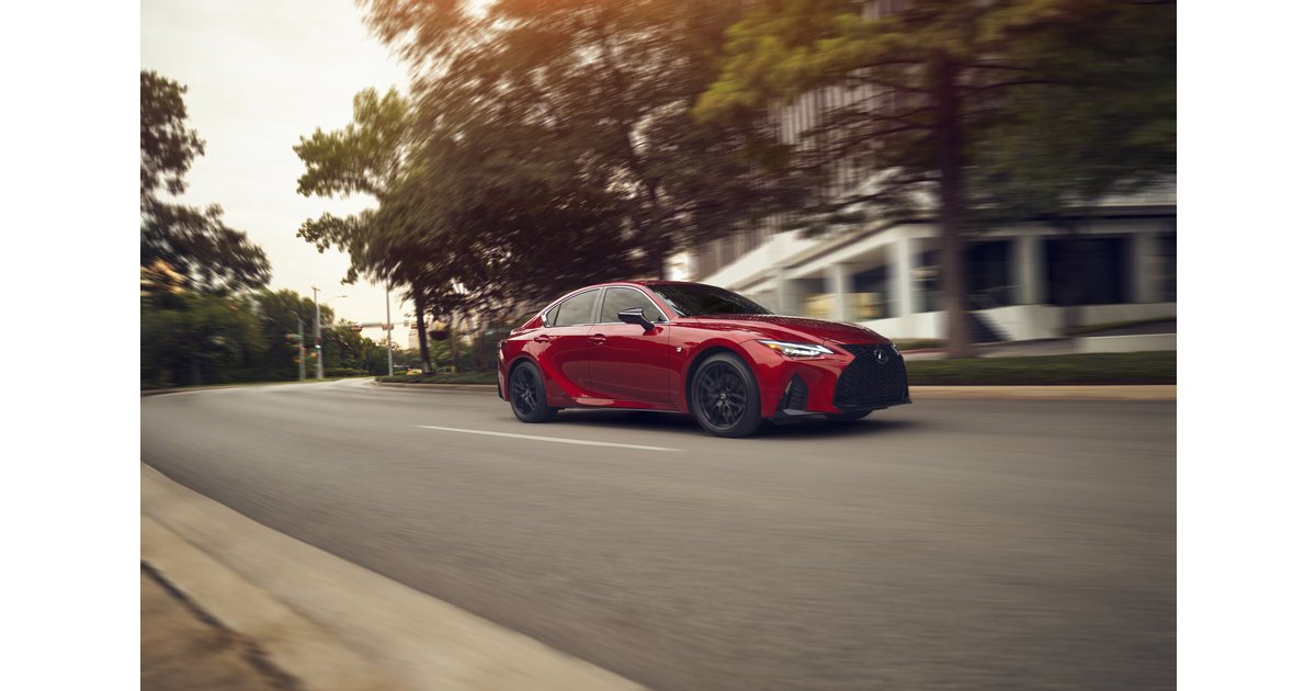 Lexus Laval | 2022 Lexus IS vs. 2022 Acura TLX : Luxurious Efficiency ...