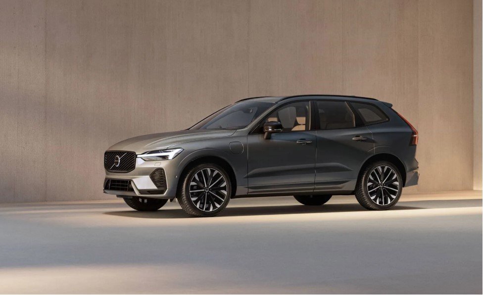Discover the 2026 Volvo XC60 in Canada: Scandinavian Luxury Meets Urban ...