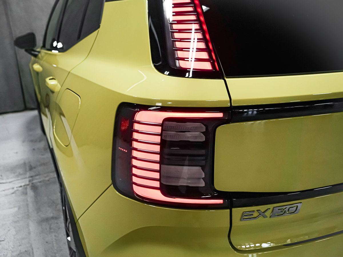 2025 Volvo EX30 - Moss Yellow - Pictures