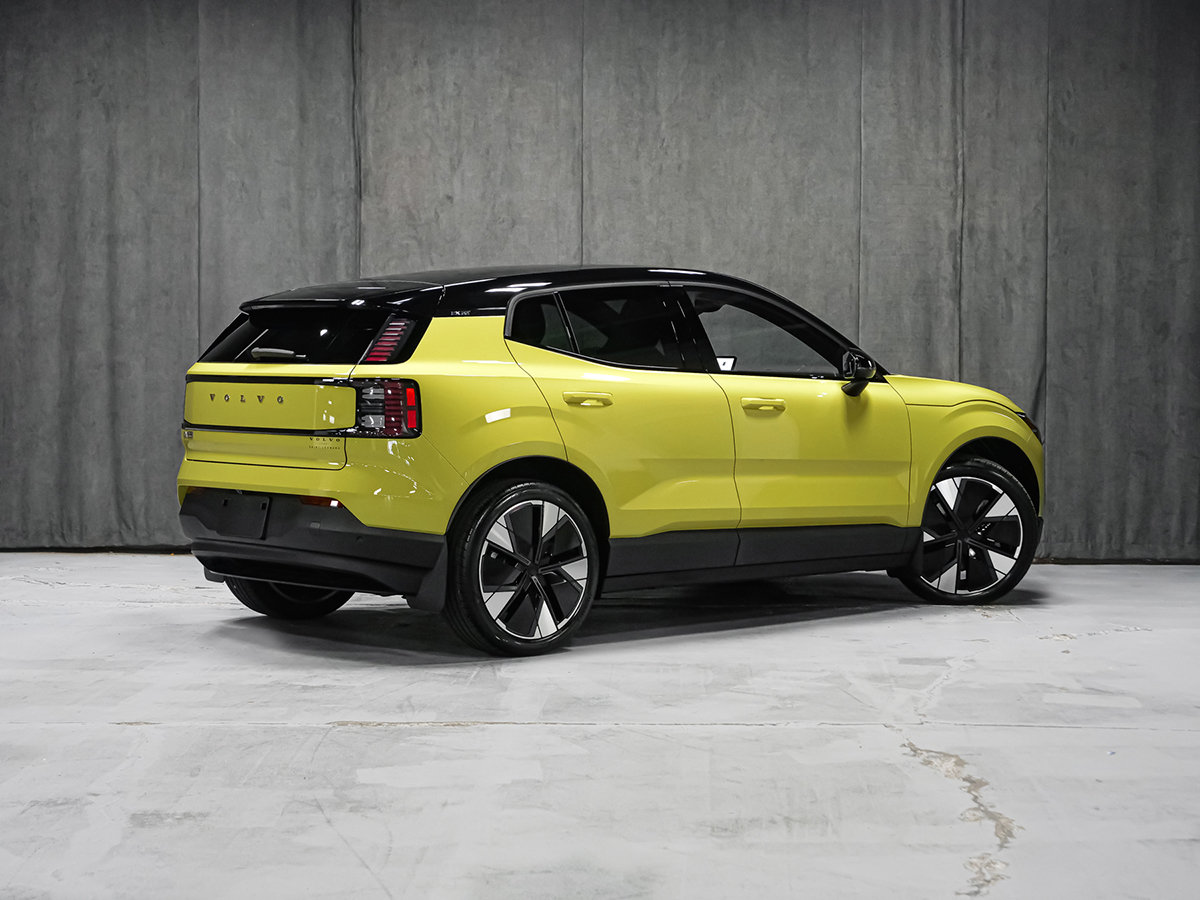 2025 Volvo EX30 - Moss Yellow - Pictures