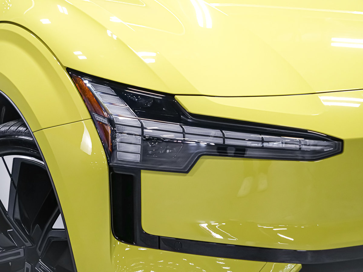 2025 Volvo EX30 - Moss Yellow - Pictures