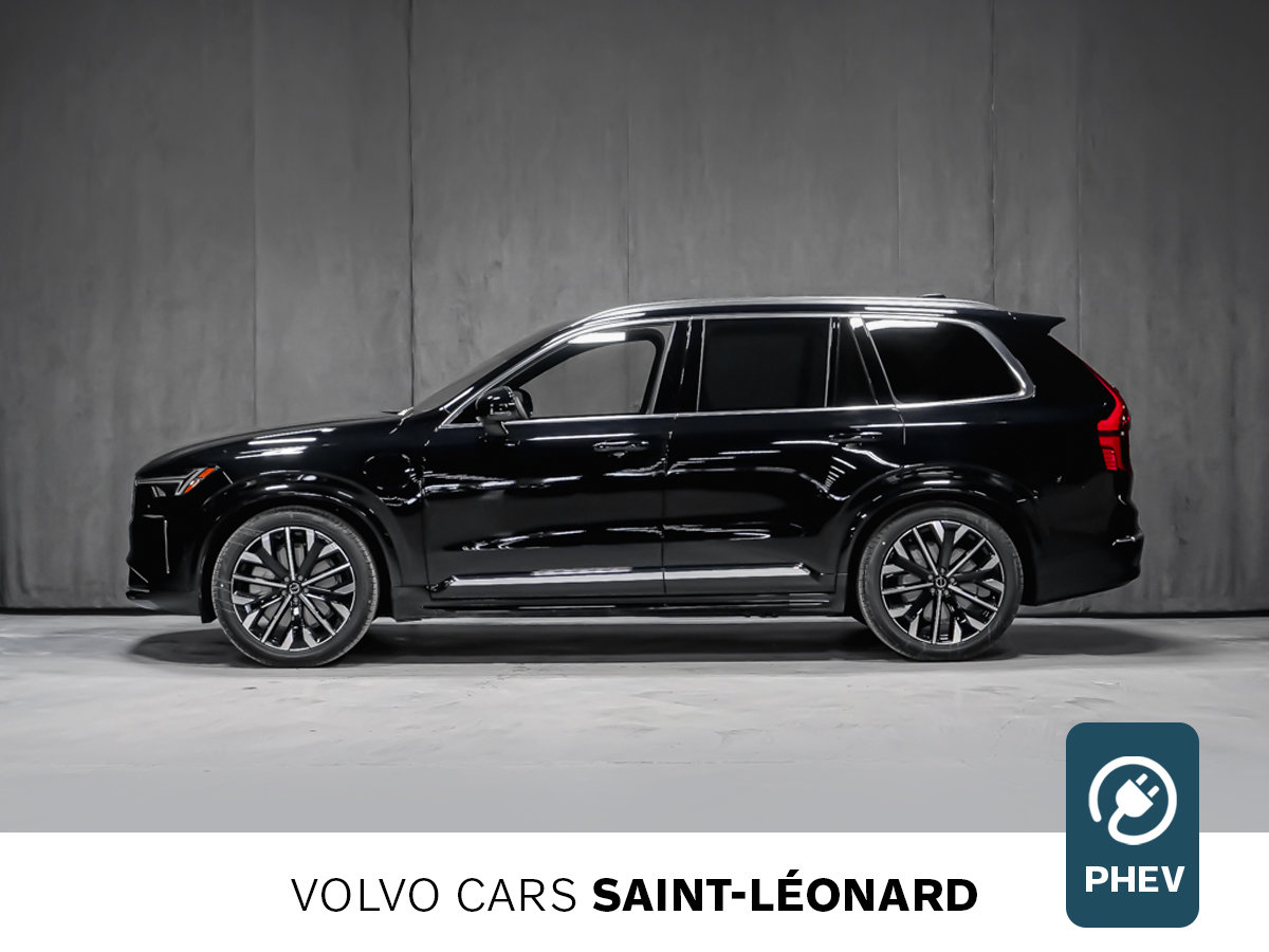 The new Volvo XC90 2025 ONYX BLACK METALLIC - Pictures