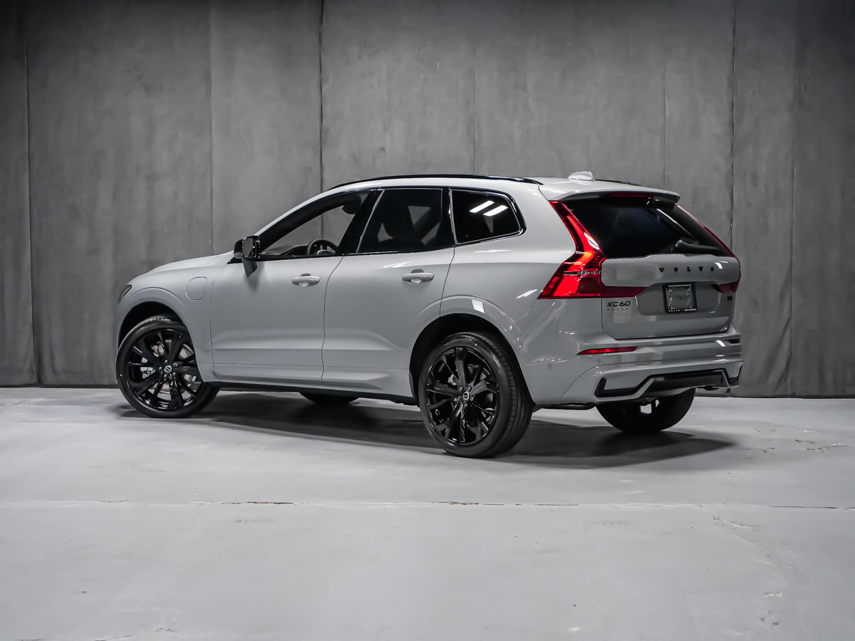 The new 2026 Volvo XC60 Plug-In Hybrid (Black Edition) - VAPOUR GREY ...
