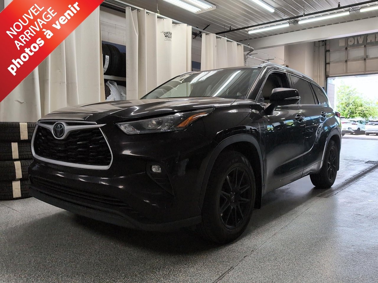 Used 2020 Toyota Highlander with 119,177 km for sale at Otogo
