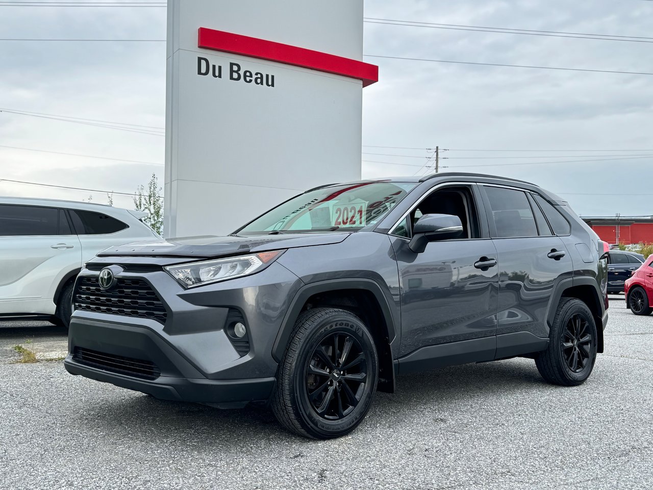 Used 2021 Toyota RAV4 with 83,483 km for sale at Otogo