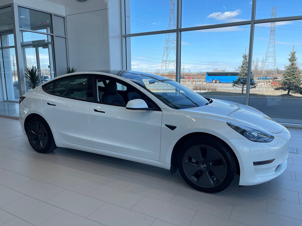 Used and pre-owned 2022 Tesla Model 3 for sale | Otogo