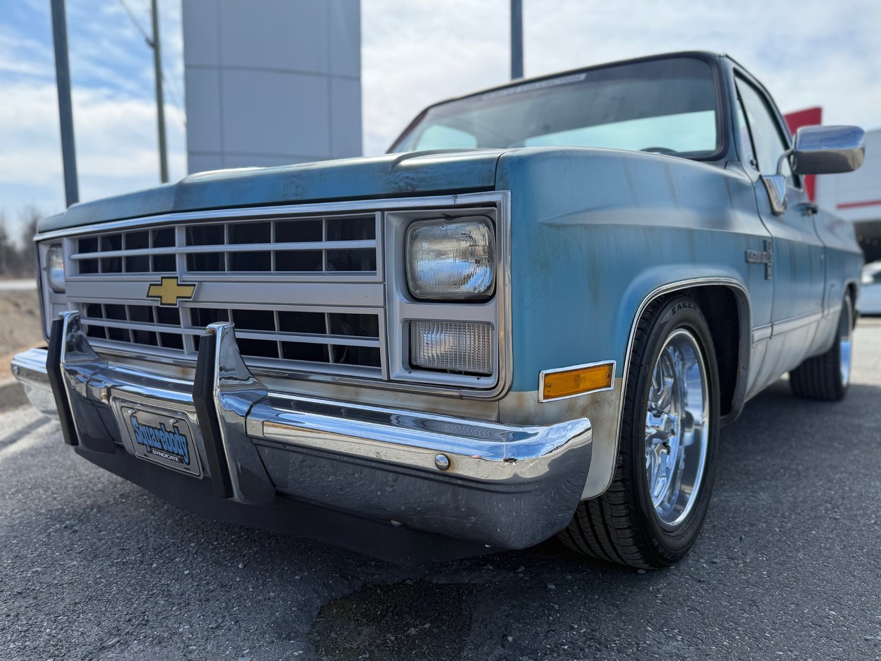 Chevrolet C10 1987 usagée de 101 250 km à vendre chez Otogo