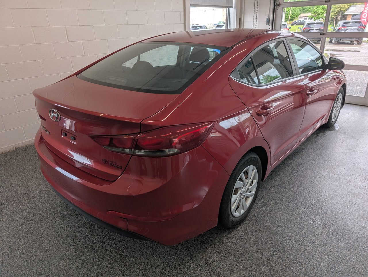 Hyundai Elantra 2017 usagée de 141 659 km à vendre chez Otogo