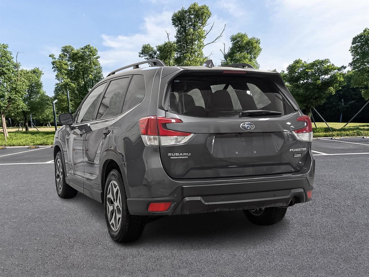 Used 2023 Subaru Forester with 21,222 km for sale at Otogo