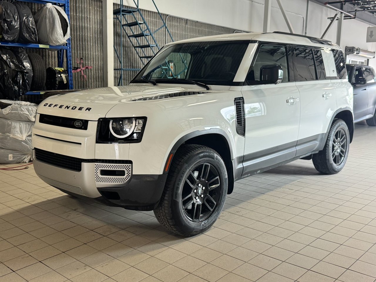 Land Rover Defender 2023 usagé de 62 610 km à vendre chez Otogo