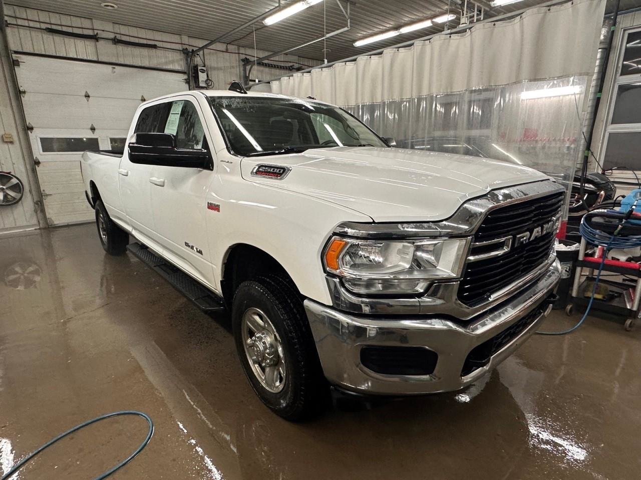 Used 2020 Ram 2500 with 90,863 km for sale at Otogo