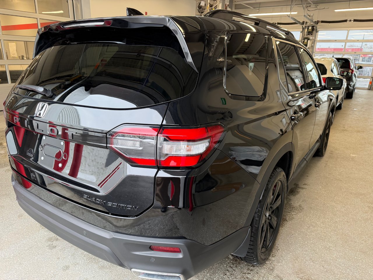 Used 2025 Honda Pilot with 11,228 km for sale at Otogo