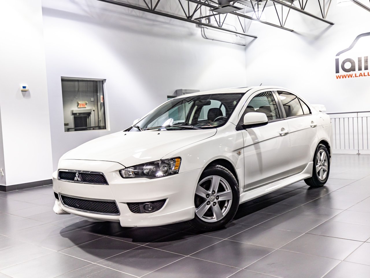 Mitsubishi Lancer usagée et d'occasion à vendre | Otogo