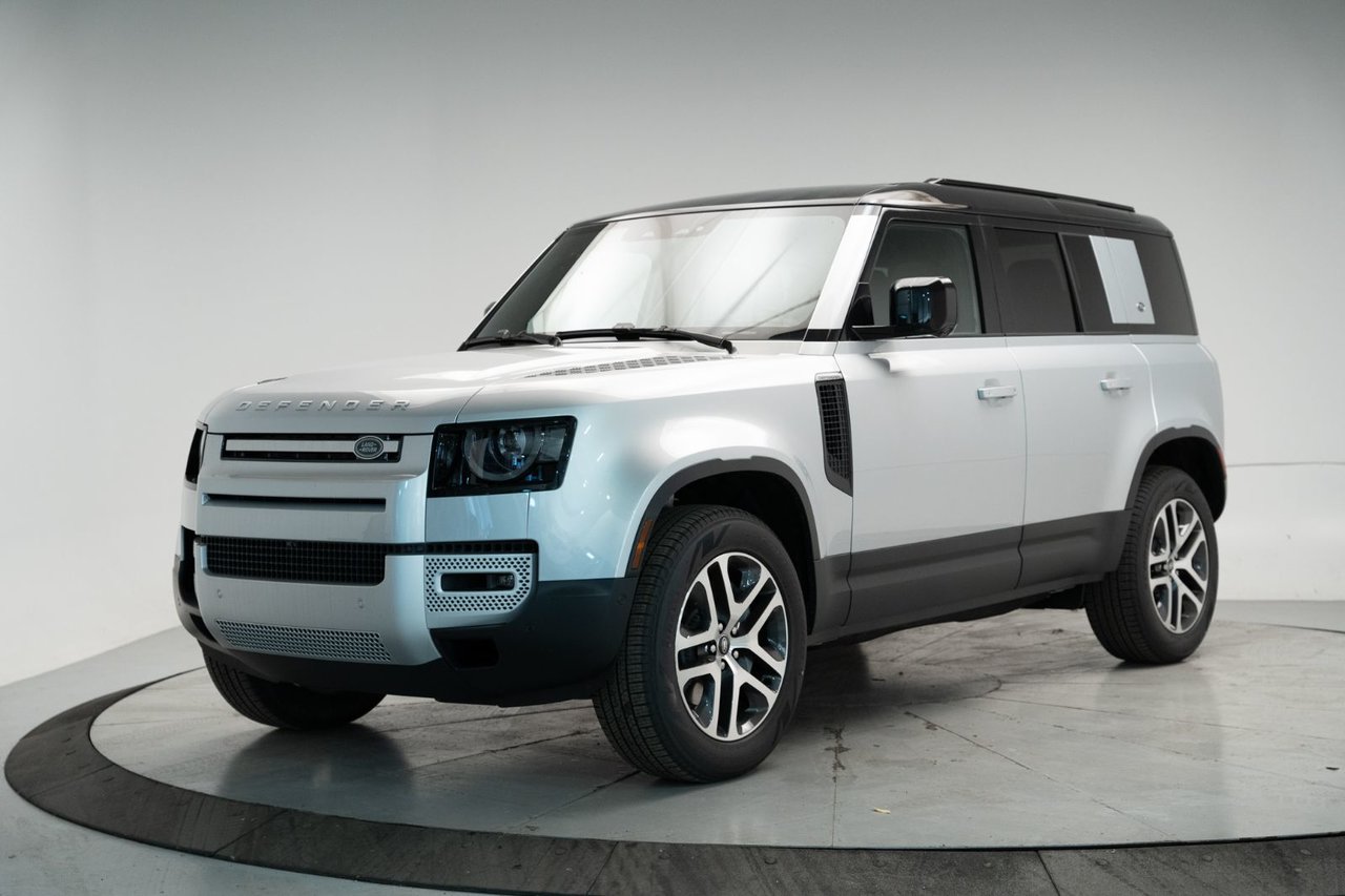 Land Rover Defender 2024 usagé de 12 000 km à vendre chez Otogo