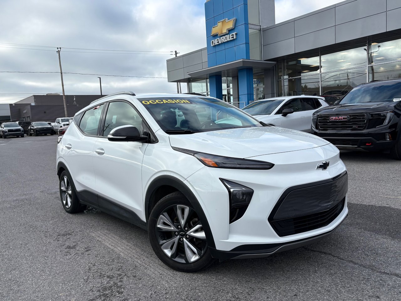 Used 2023 Chevrolet Bolt EUV with 67,378 km for sale at Otogo