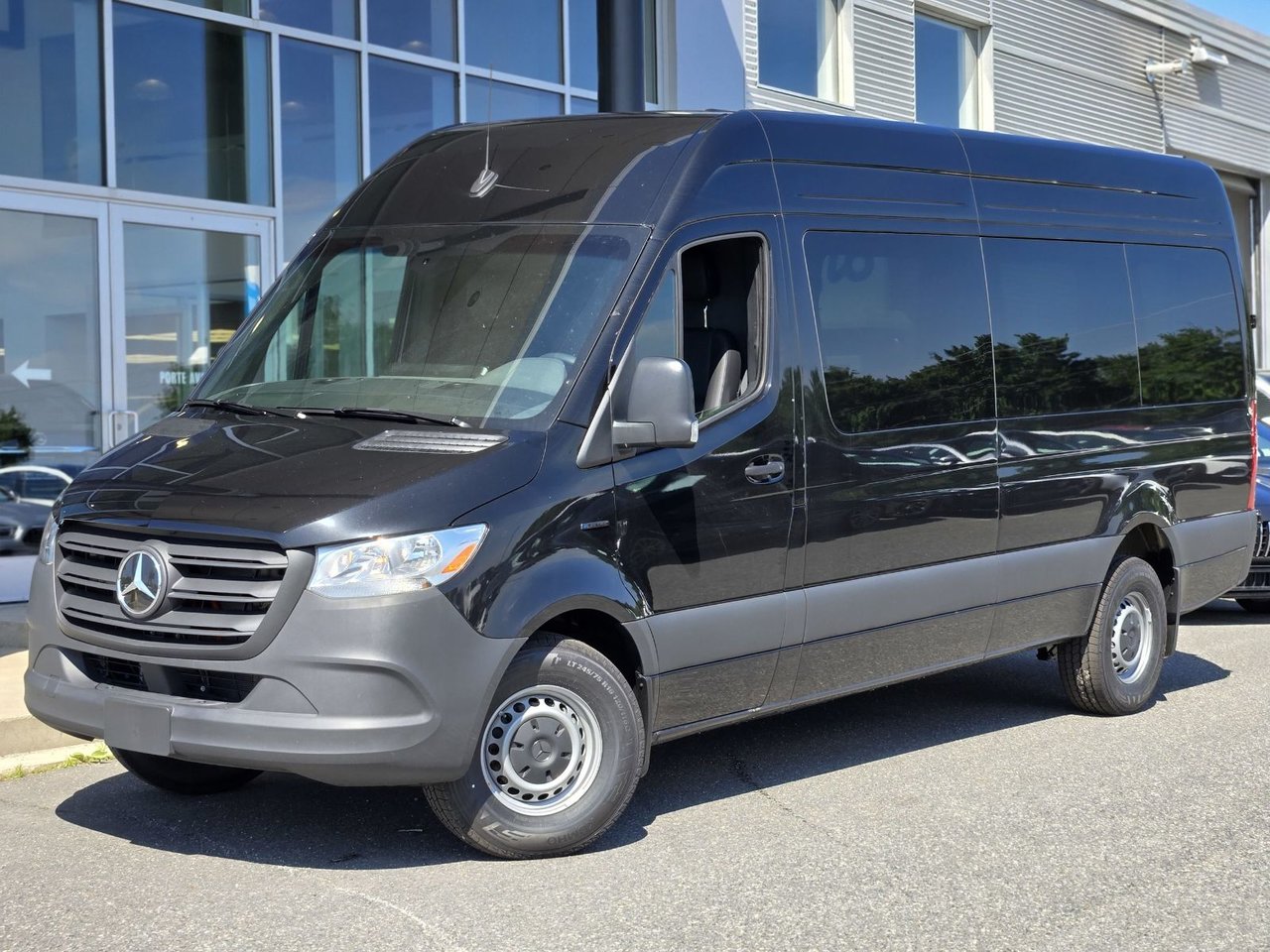 Mercedes-Benz Sprinter 2024 usagé de 90 km à vendre chez Otogo